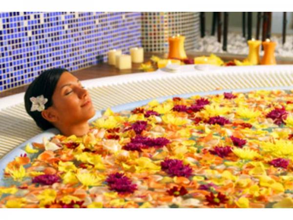 Bizarre health booster: Flower bath | Wellness Tourism & Wellness ...